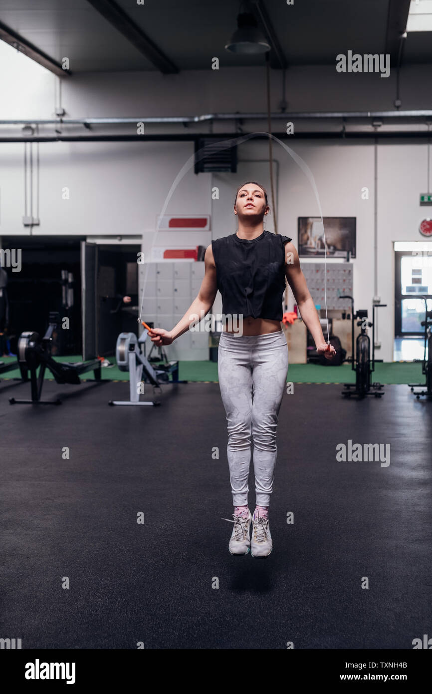 Woman skipping gym hi-res stock photography and images - Alamy