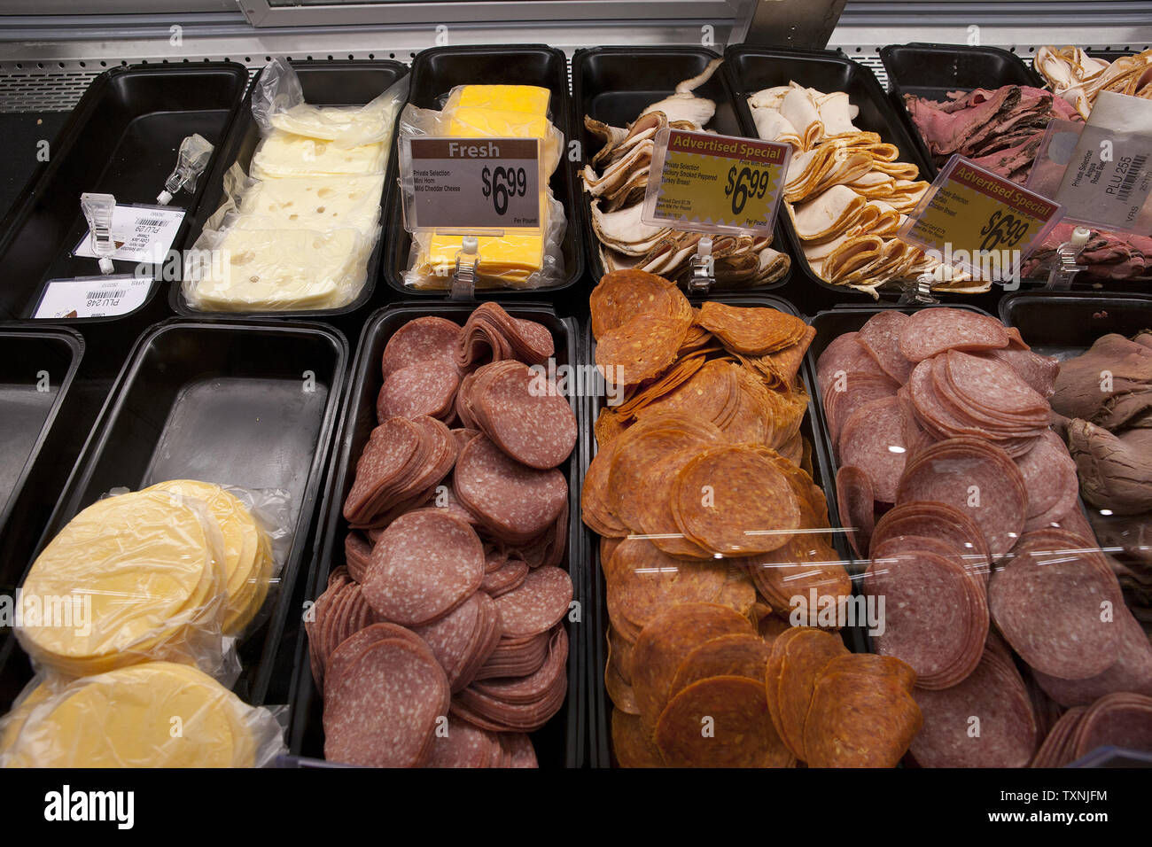 Supermarket cheese selection hi-res stock photography and images - Alamy