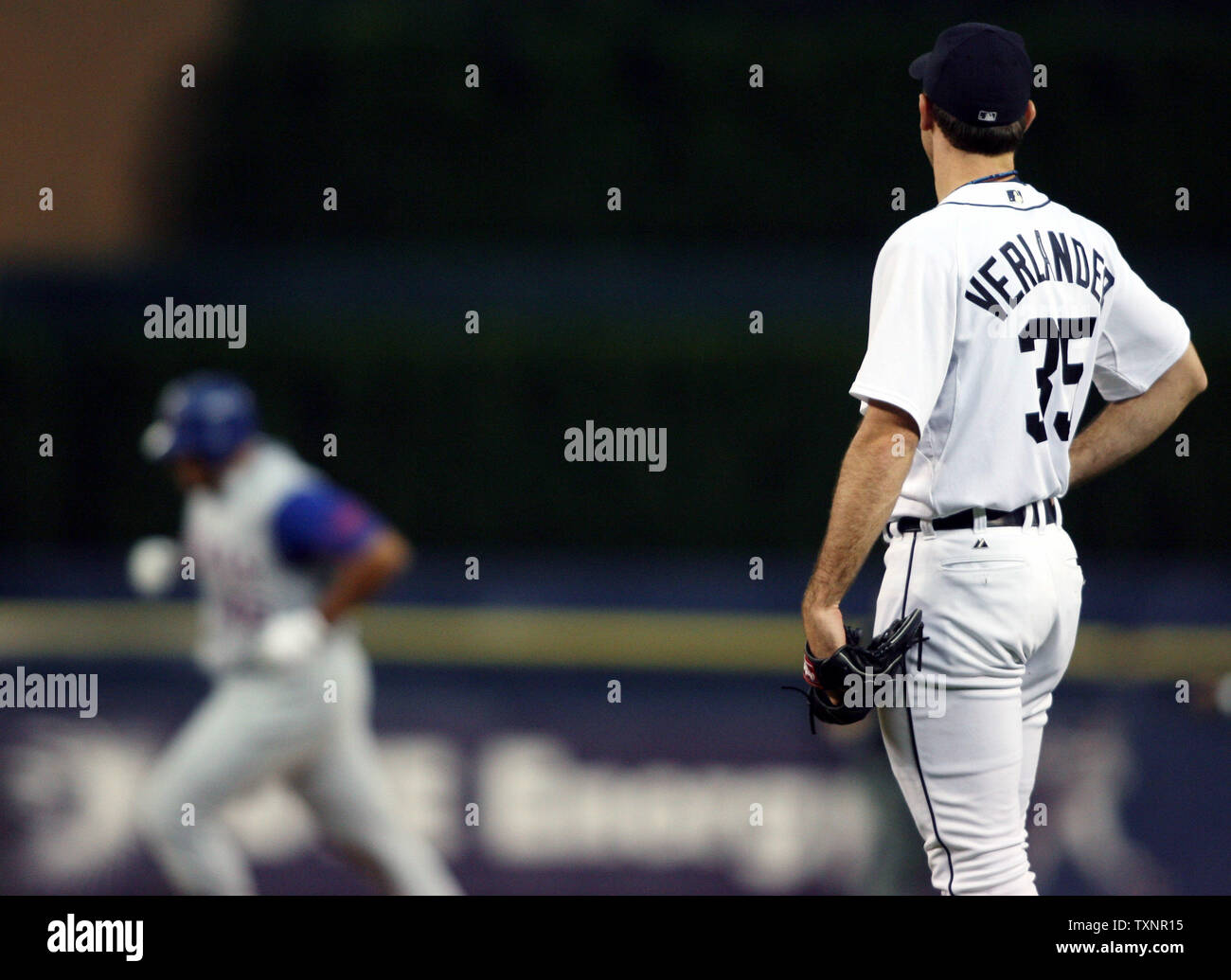 Rangers comerica park hi-res stock photography and images - Alamy