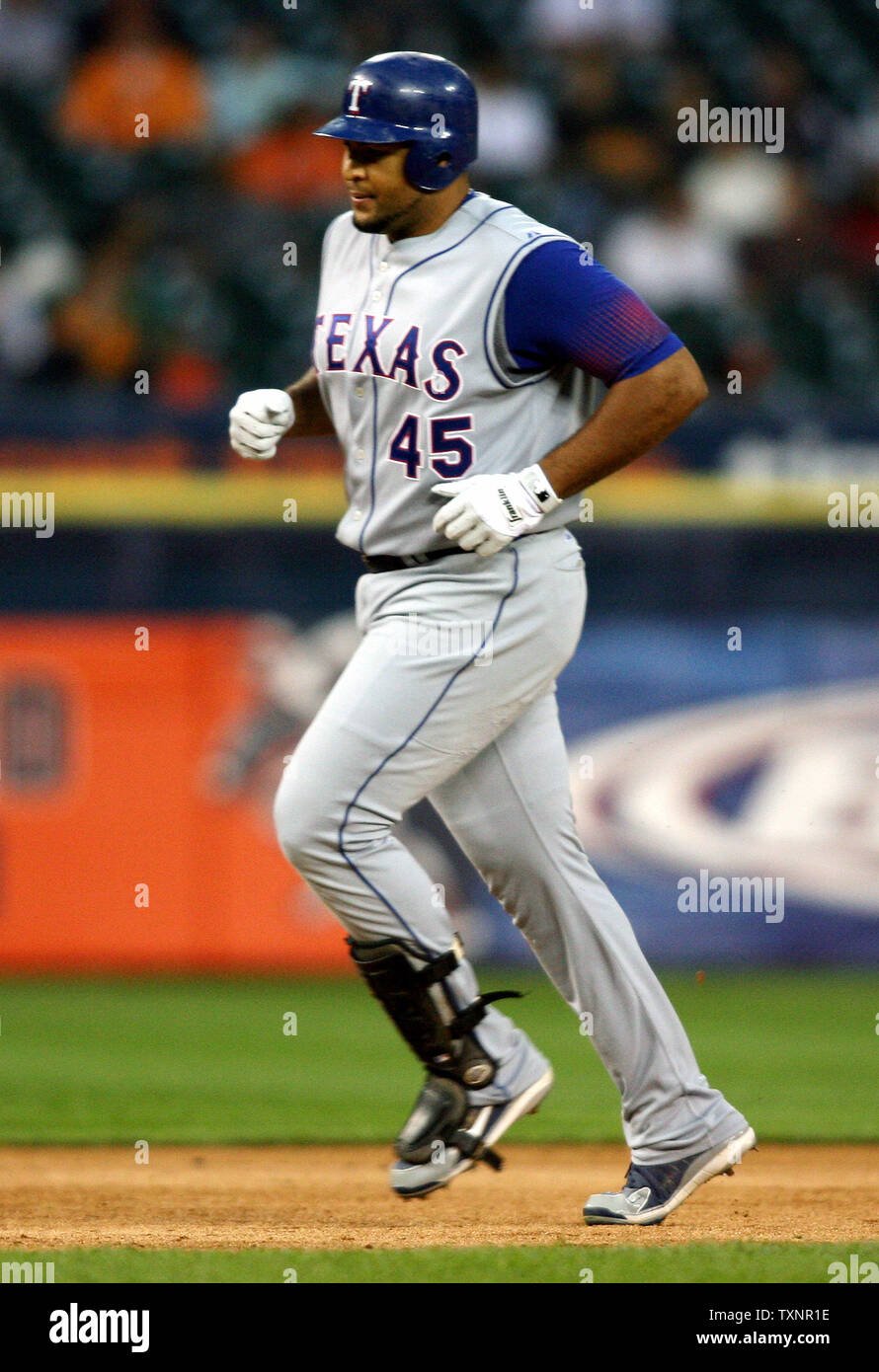 Rangers comerica park hi-res stock photography and images - Alamy