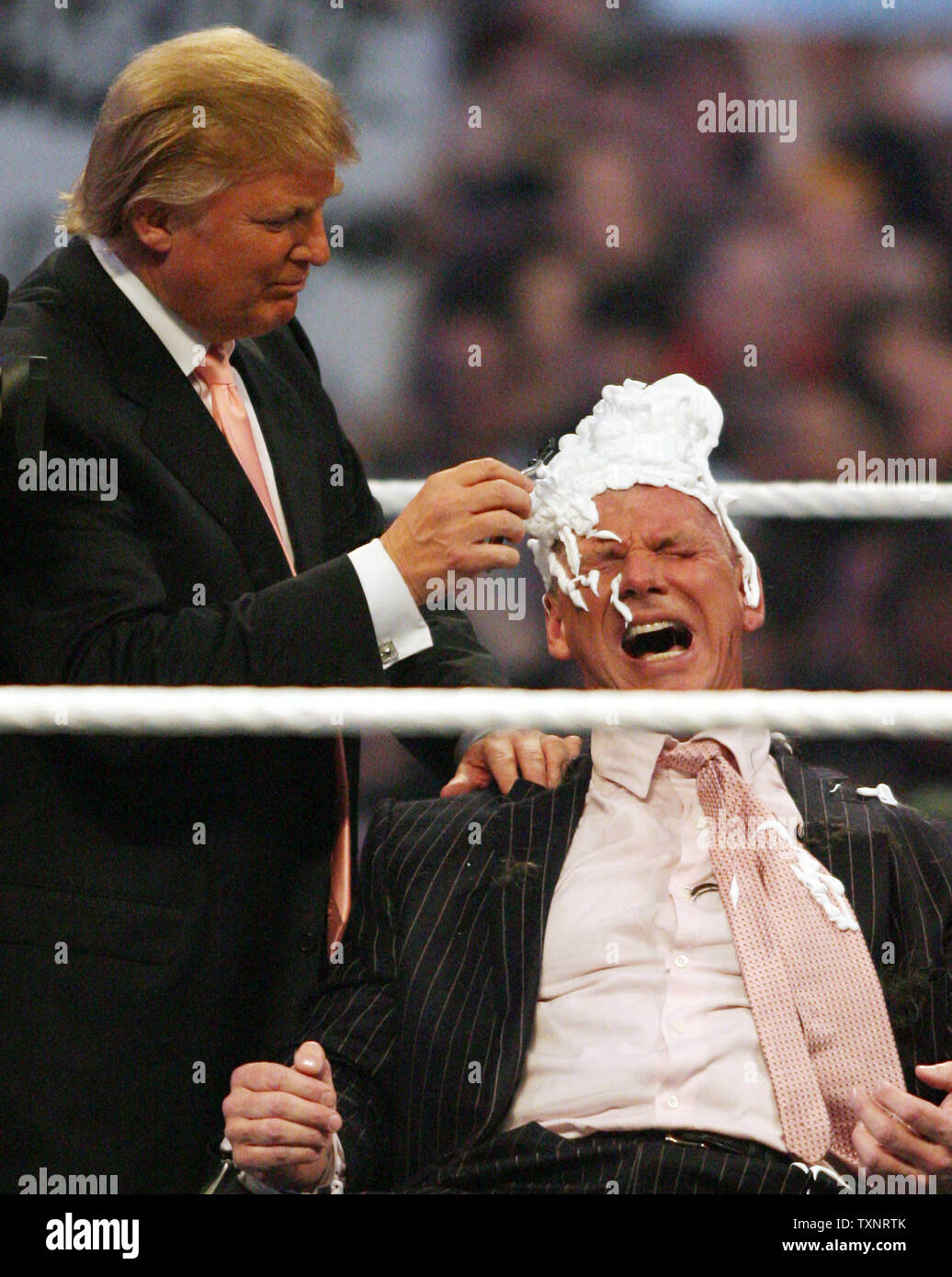 Wrestlemania 1 hi-res stock photography and images - Alamy