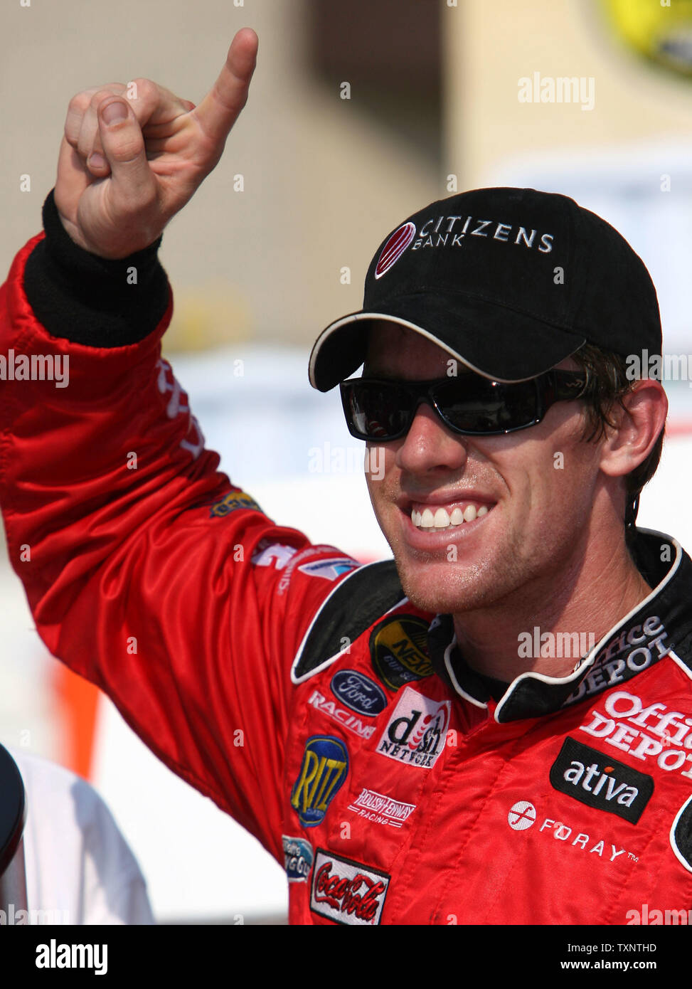 Driver carl edwards celebrates after hi-res stock photography and ...