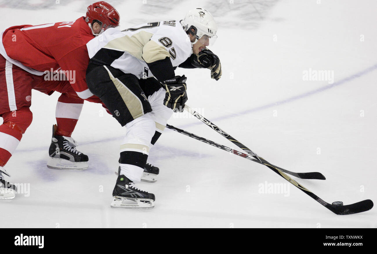 Dan cleary hi-res stock photography and images - Alamy