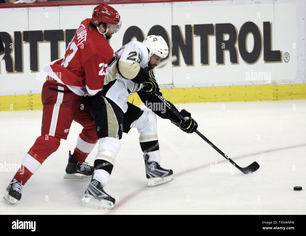 Brad may hockey 2009 hi-res stock photography and images - Alamy