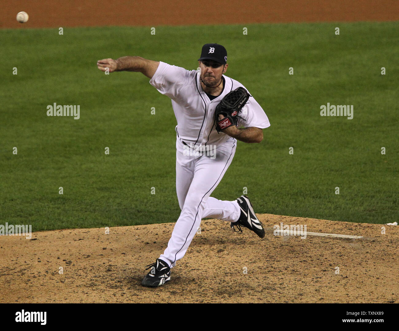 Detroit Tigers pitcher Justin Verlander pitches against the New York ...
