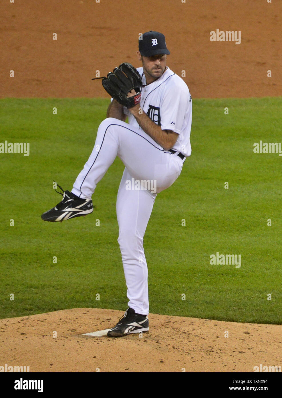 Detroit Tigers pitcher Justin Verlander pitches against the New York ...