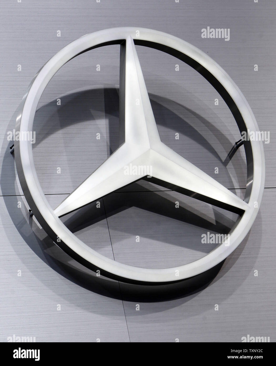 Mark cowan hi-res stock photography and images - Alamy