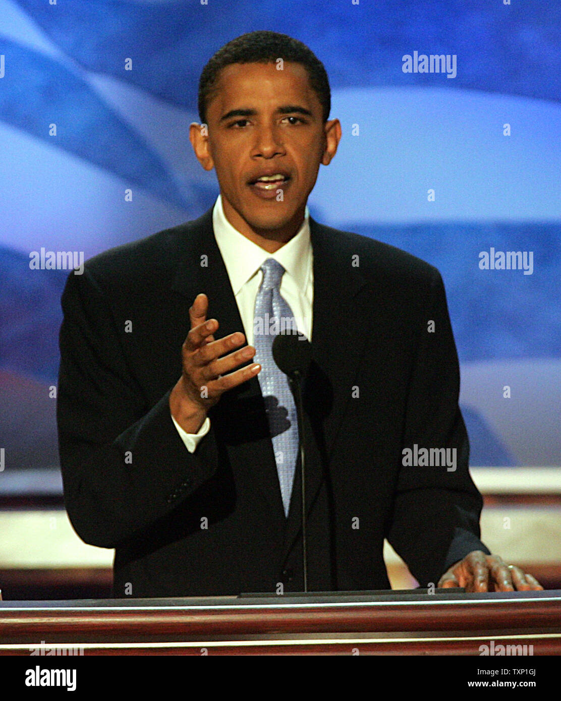 Obama july 27 2004 hi-res stock photography and images - Alamy