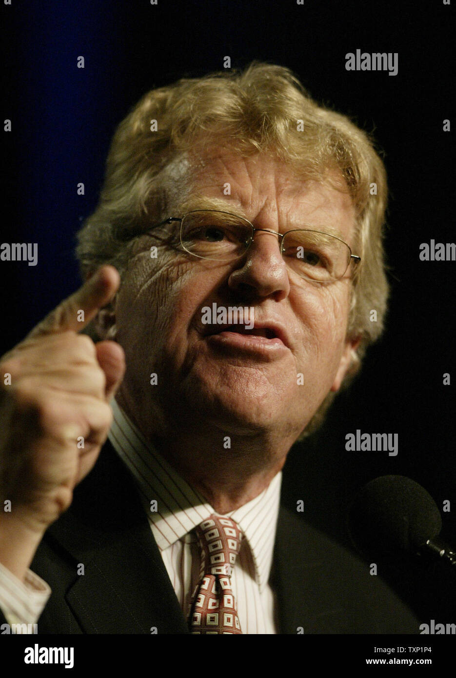 Jerry springer hi-res stock photography and images - Alamy