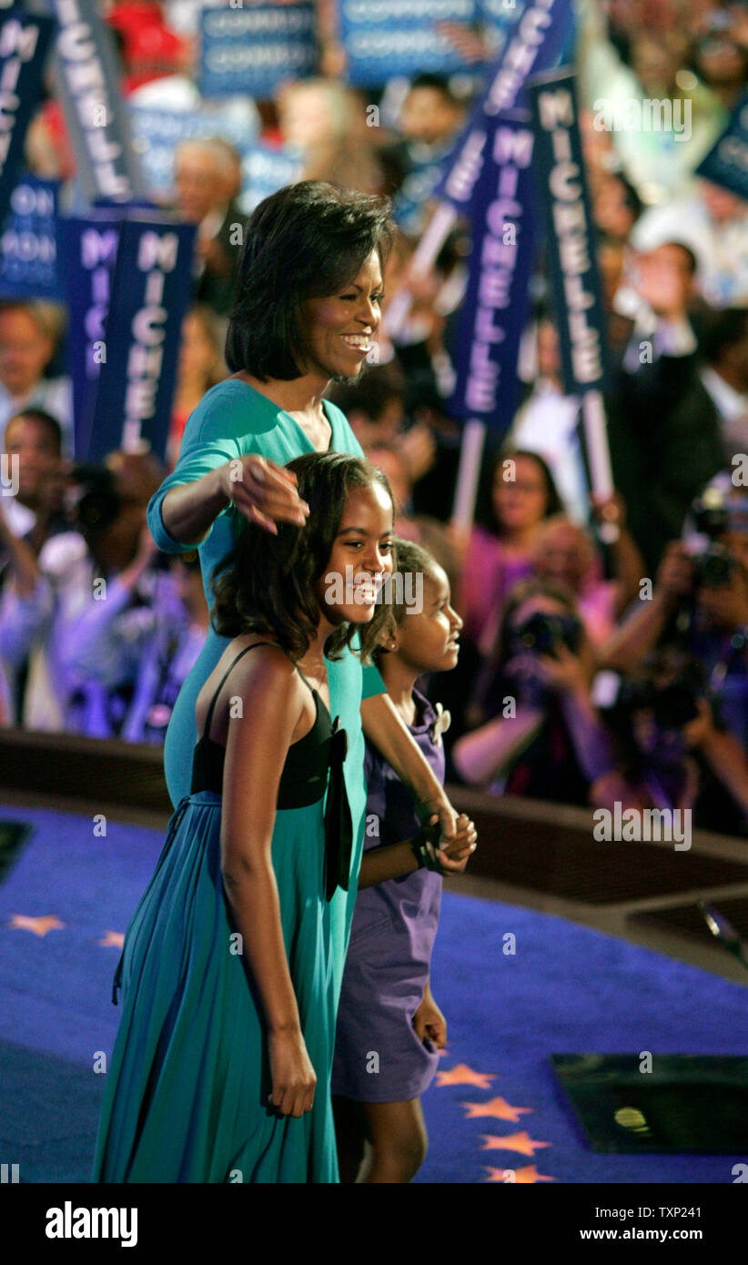 Pepsi stand hi-res stock photography and images - Alamy