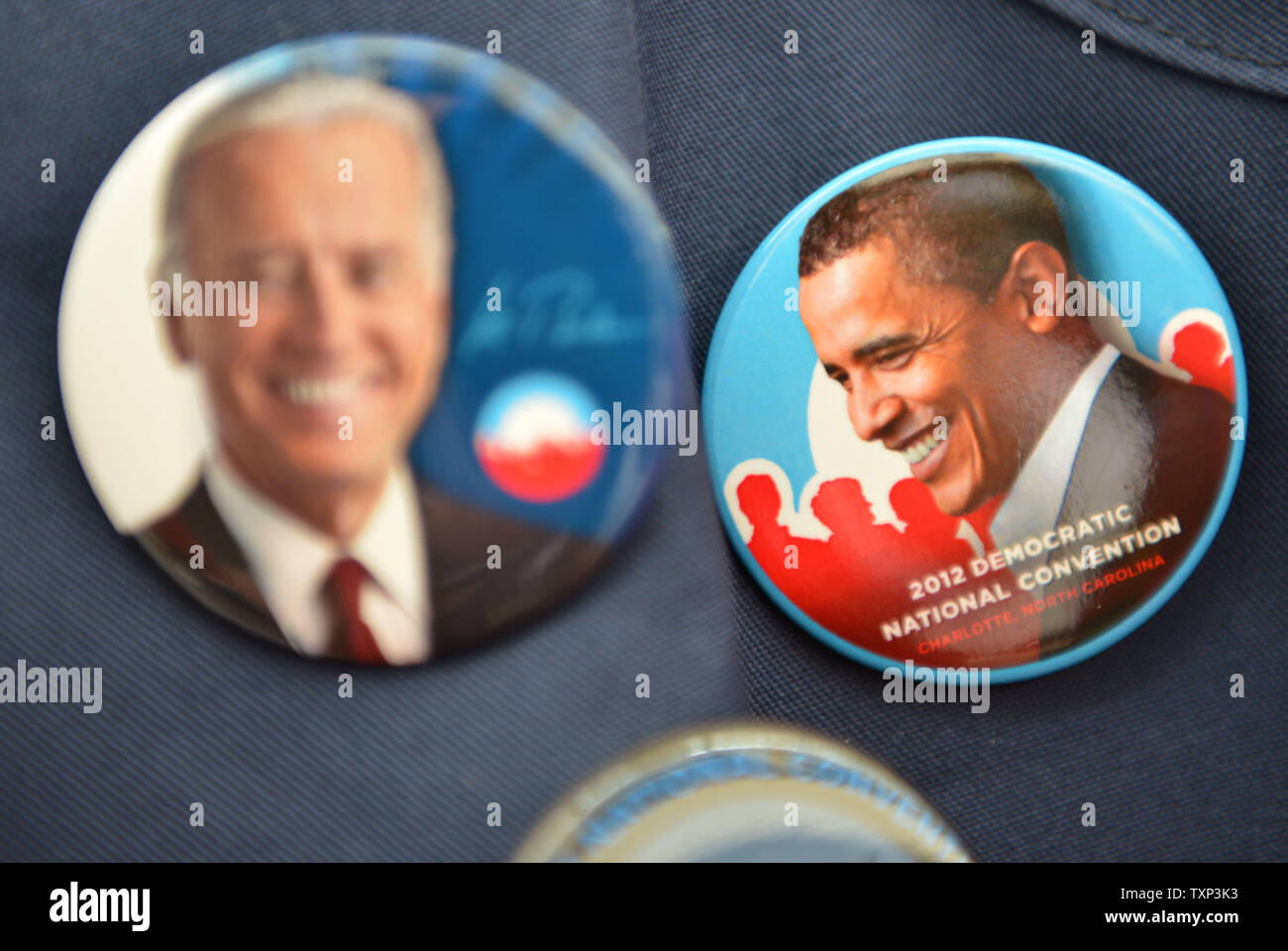 Campaign pins hi-res stock photography and images - Alamy