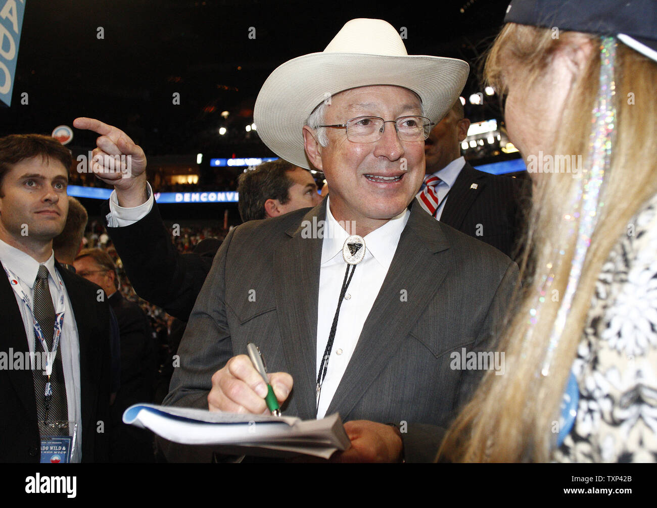 Autograph convention in hi-res stock photography and images - Alamy