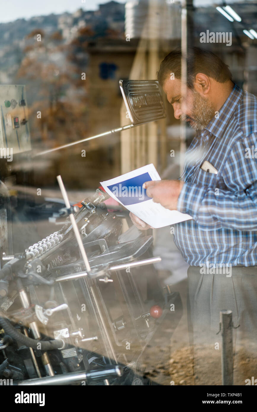 Local people in the street of the Amman, Jordan Stock Photo - Alamy