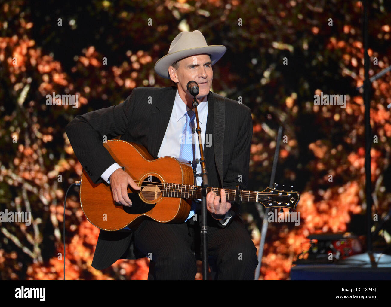 James Taylor entertains at the 2012 Democratic National Convention at ...