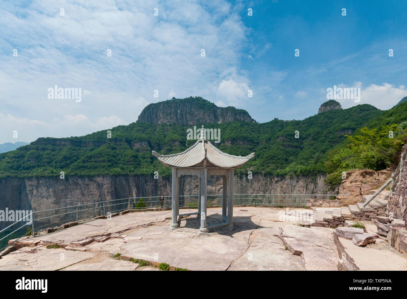 Baoquan scenic area hi-res stock photography and images - Alamy