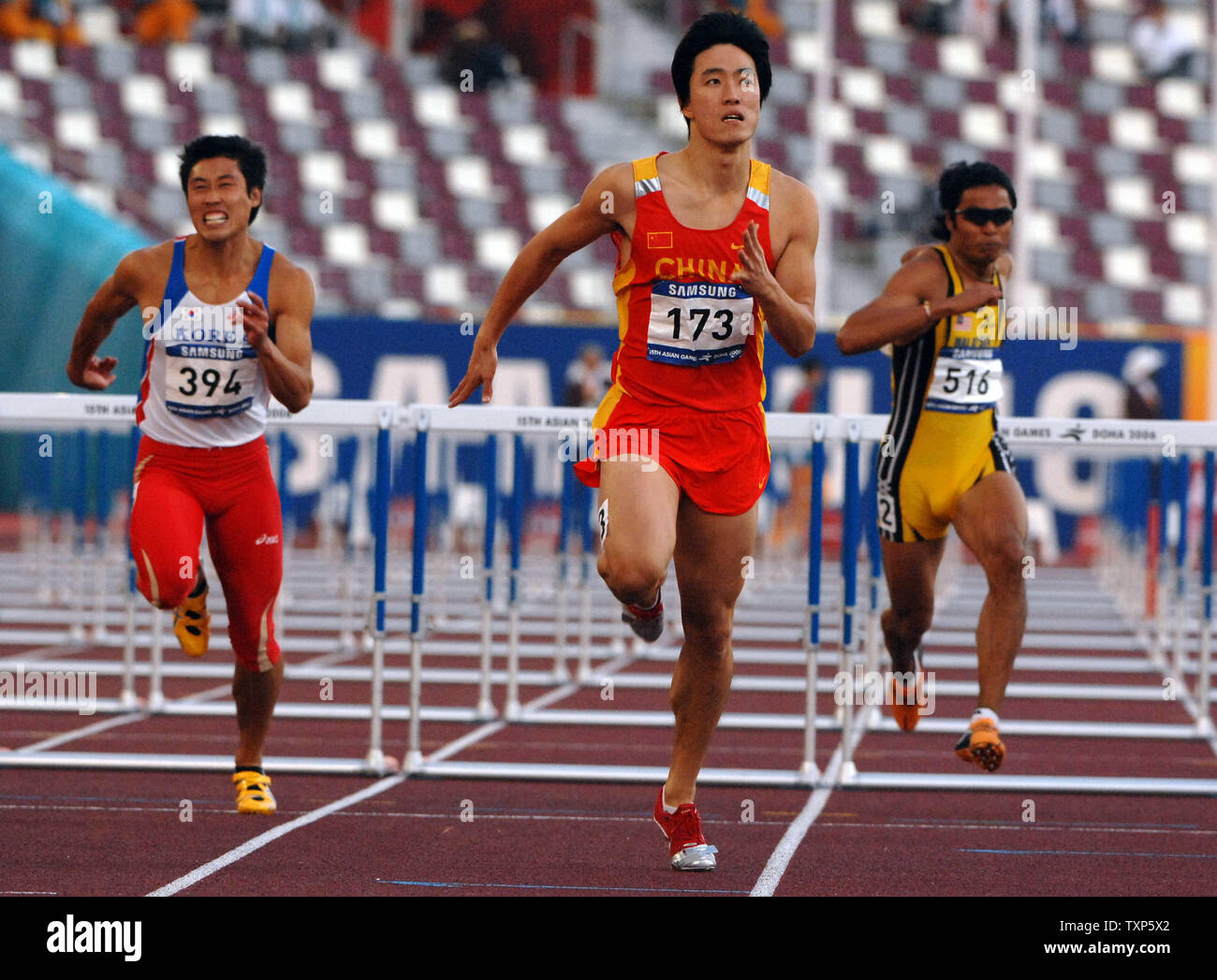 110 meters hurdles hi-res stock photography and images - Alamy