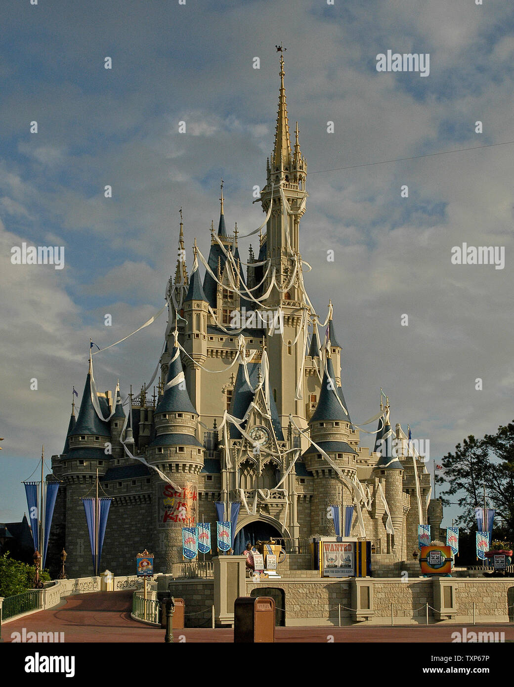 Opening day for the new attraction at Walt Disney World's Magic Kingdom ...