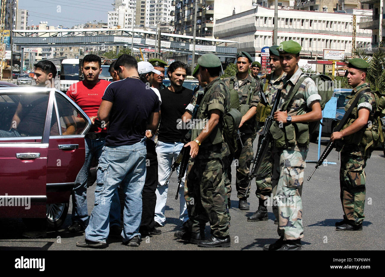The Lebanese military sets up a checkpoint near the palestinian camp of ...