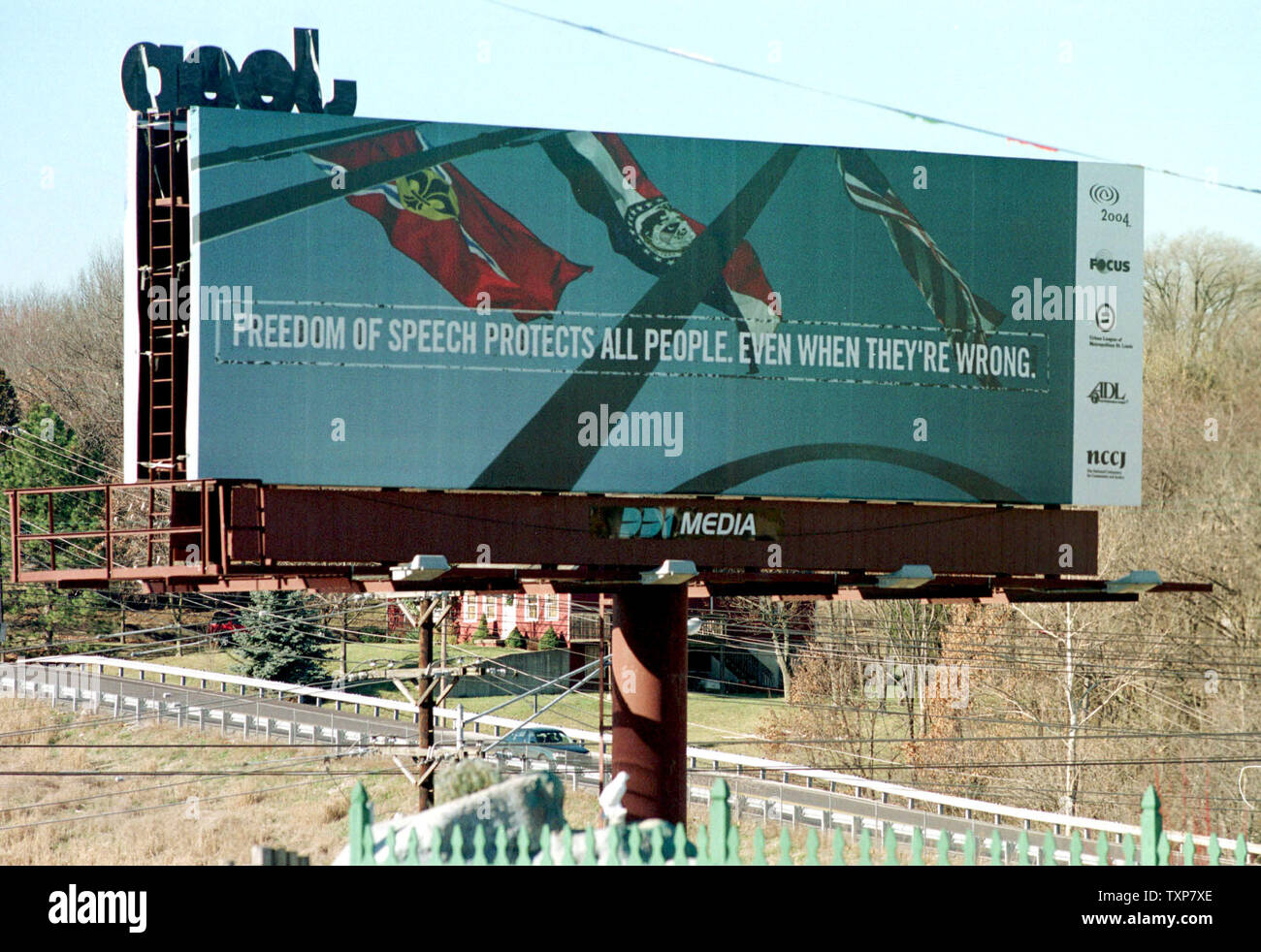 SLP2000010705 - 07 JANUARY 2000 - ST. LOUIS, MISSOURI, USA: A 672 ...