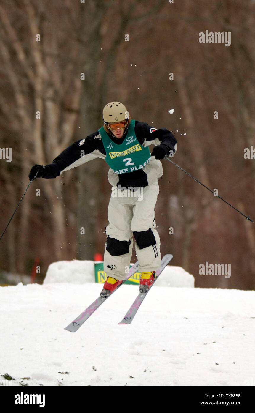 Dale Begg-Smith of Australia takes the Gold Medal at the Men's Mogul ...
