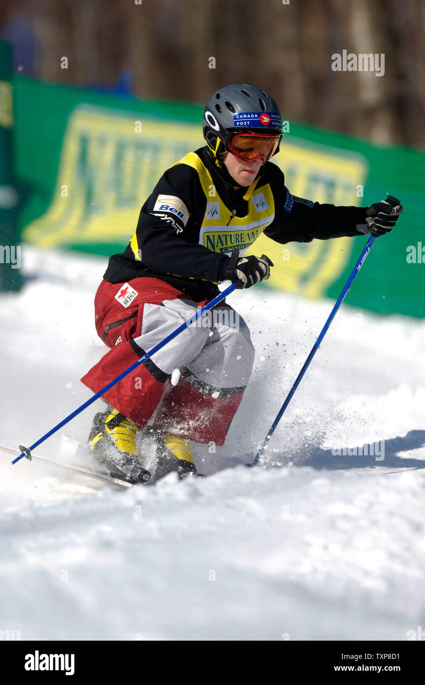 Jennifer Heil of Canada takes the Silver Medal at the Ladies' Mogul FIS ...