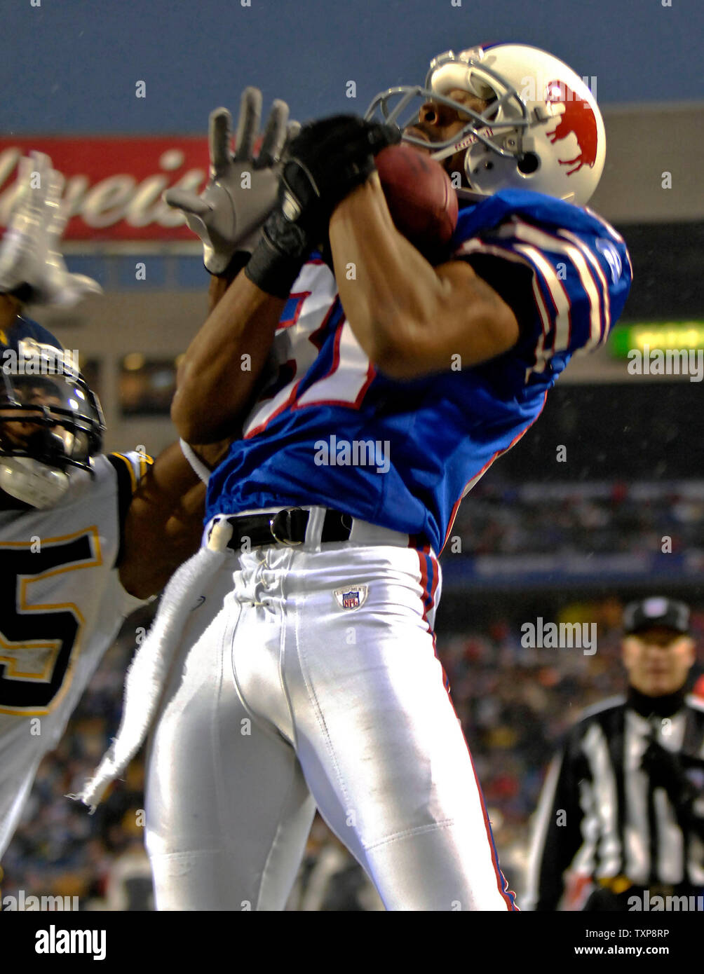 Peerless price hi-res stock photography and images - Alamy