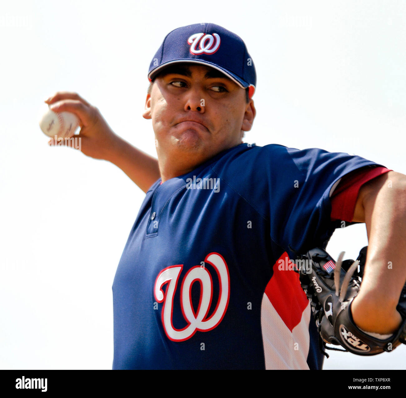 Washington Nationals All-Star closing pitcher Chad Cordero throws some ...