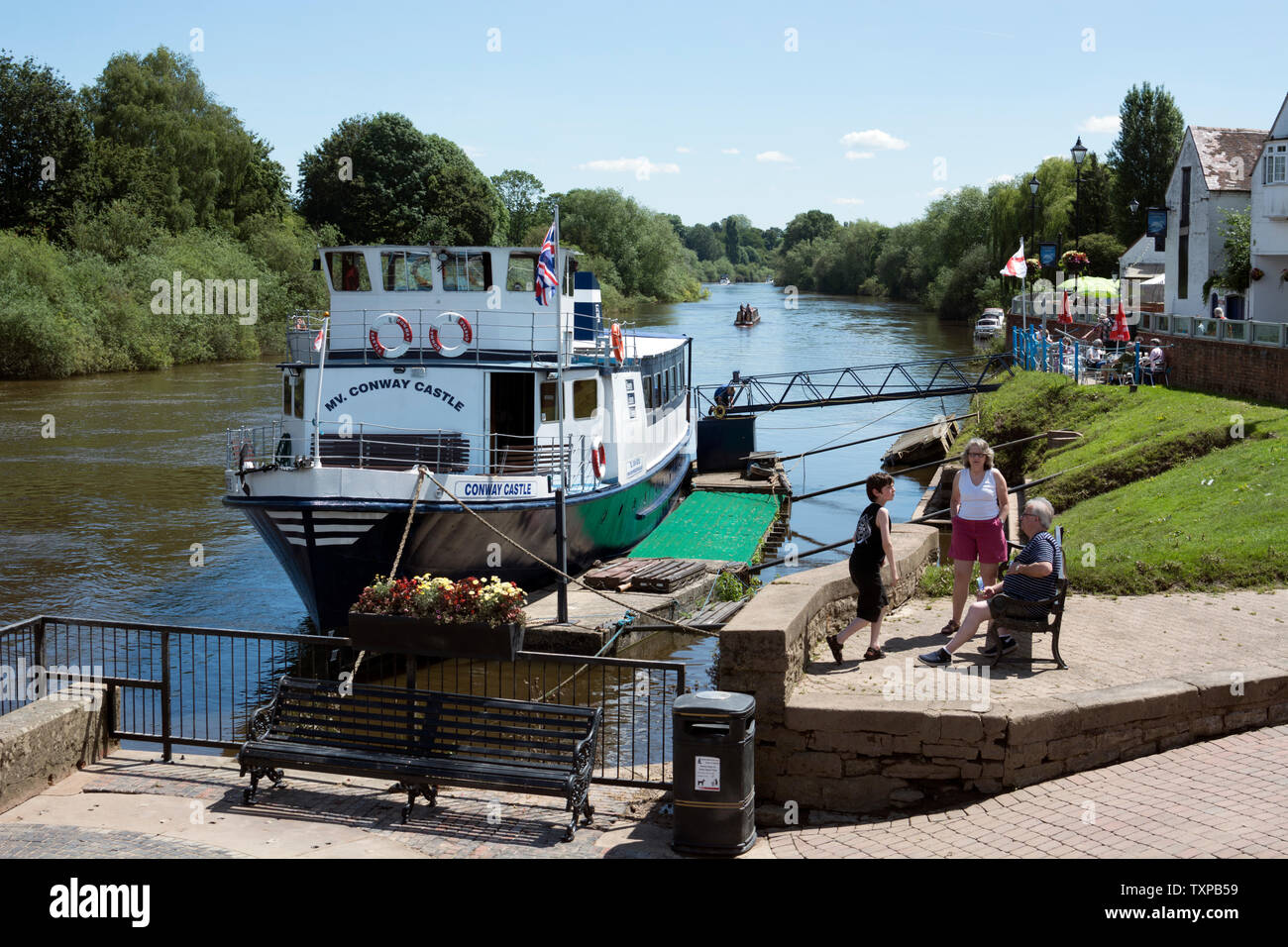 Conway castle hi-res stock photography and images - Alamy