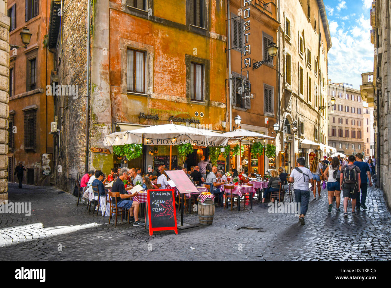 Iltalian Street Cafe Scene