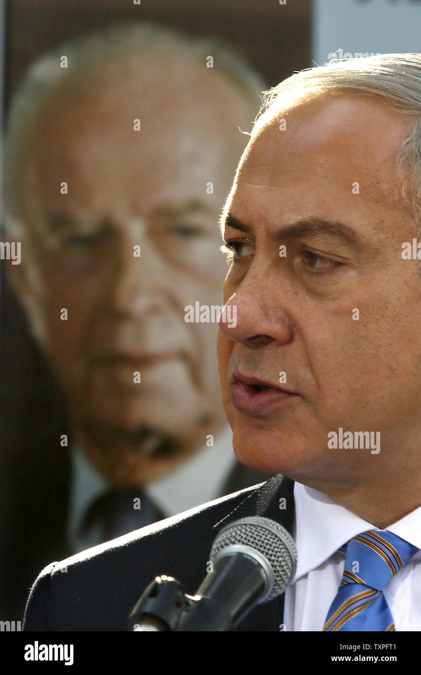 Yitzhak rabin assassination hi-res stock photography and images - Alamy