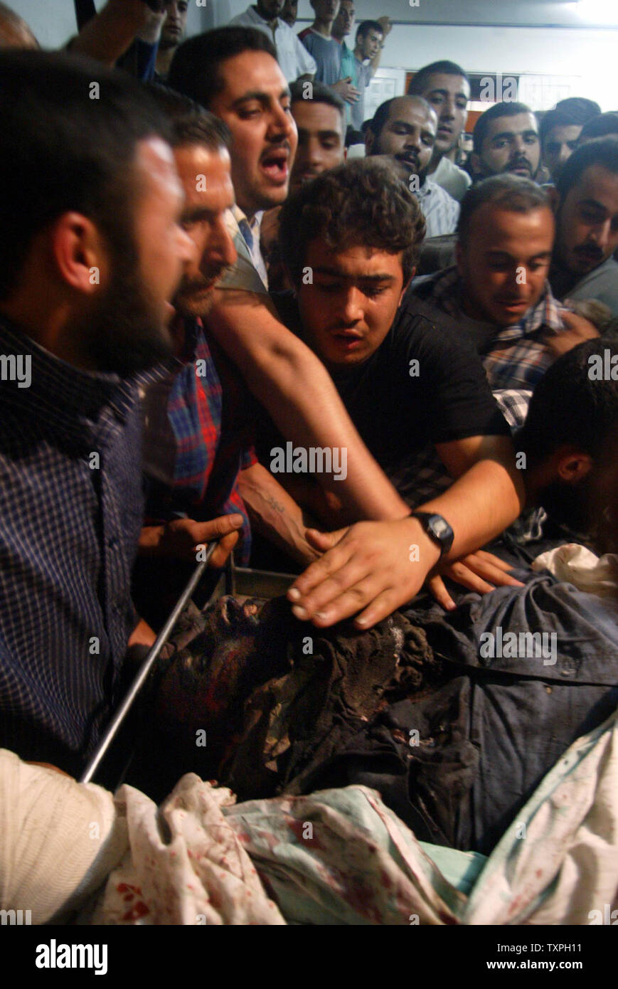 Al shifa hospital attack hi-res stock photography and images - Alamy