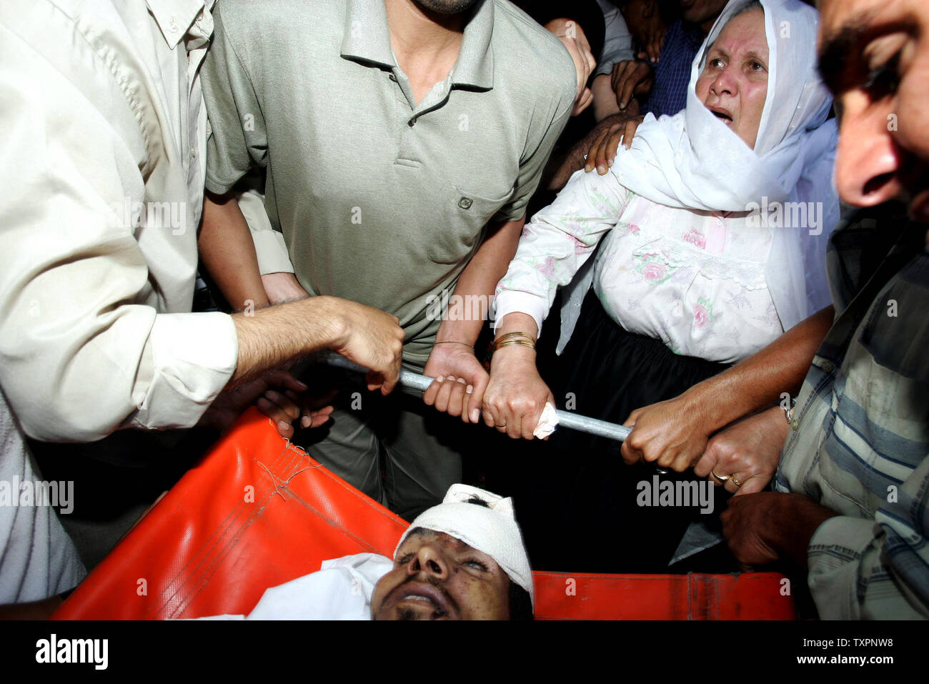 2006 the 24 year old hi-res stock photography and images - Alamy