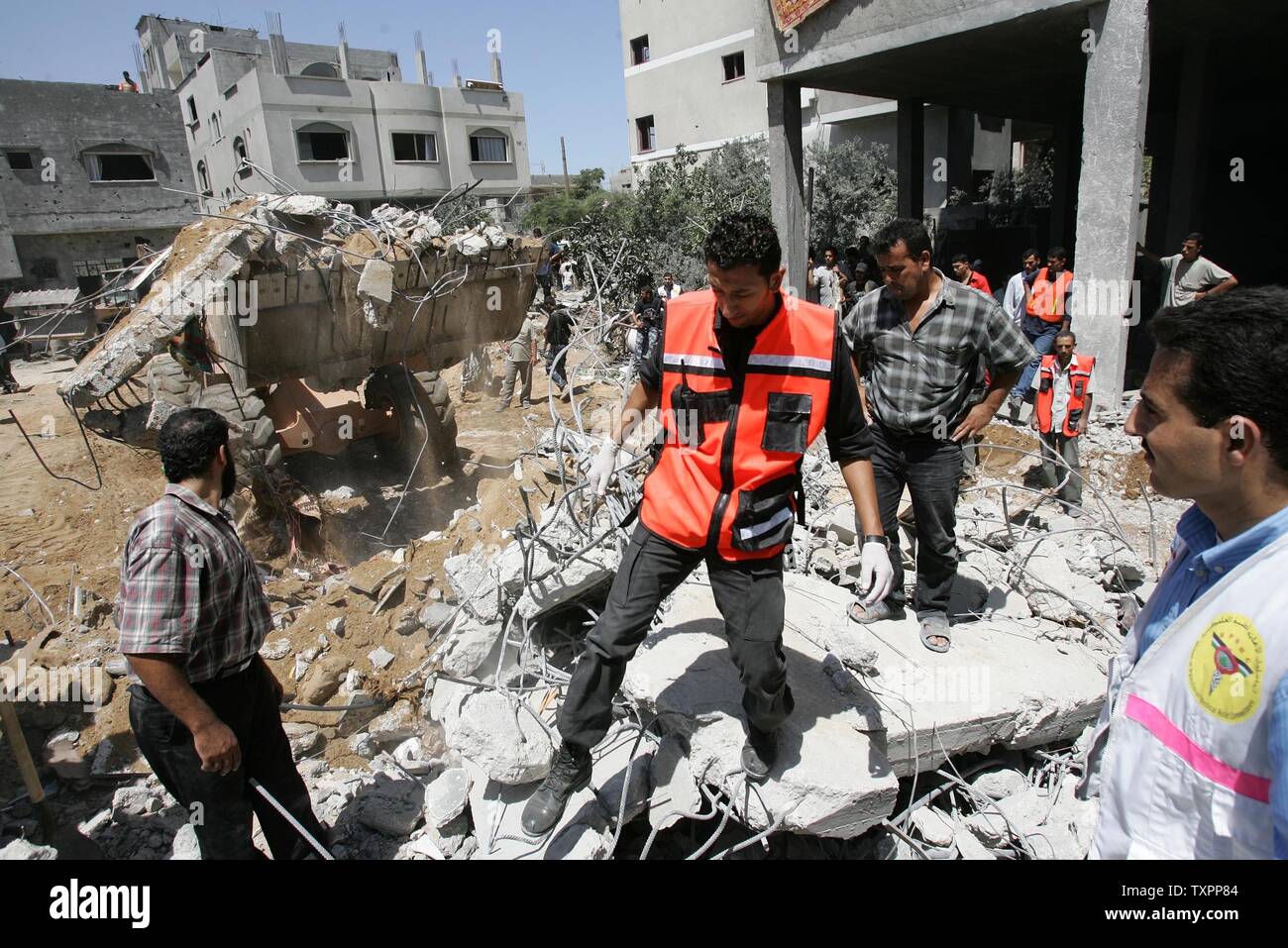 Redwan building hi-res stock photography and images - Alamy