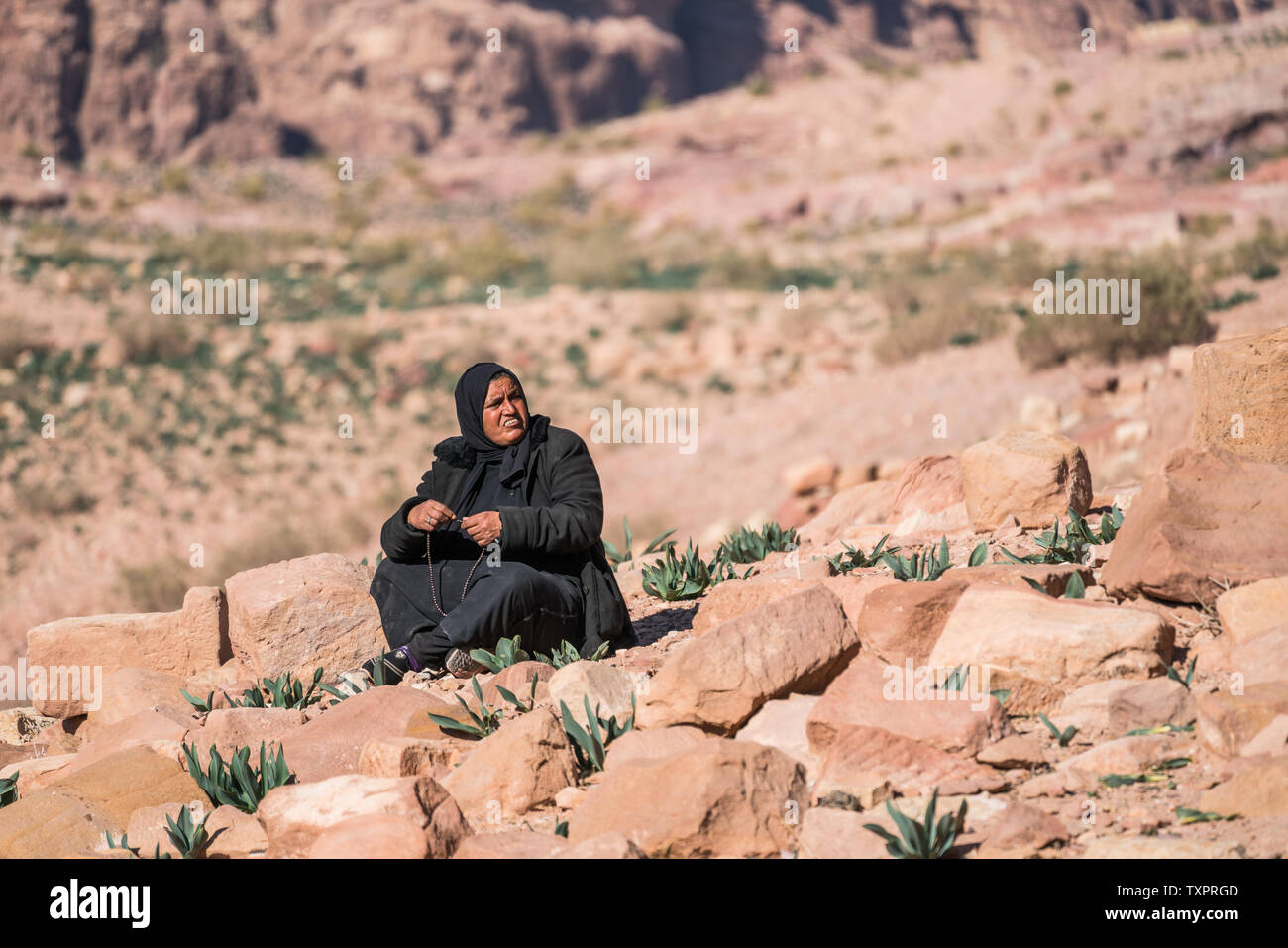 Local people in the Petra, Jordan Stock Photo - Alamy