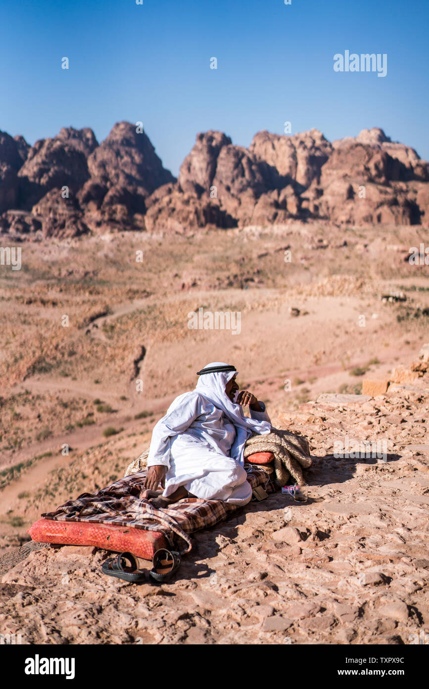 Local people in the Petra, Jordan Stock Photo - Alamy