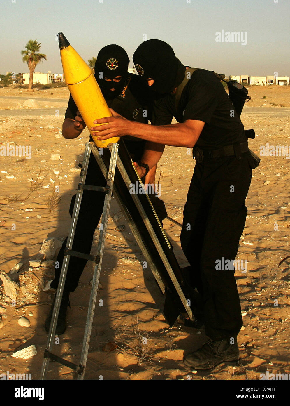 Qassam rockets hi-res stock photography and images - Alamy