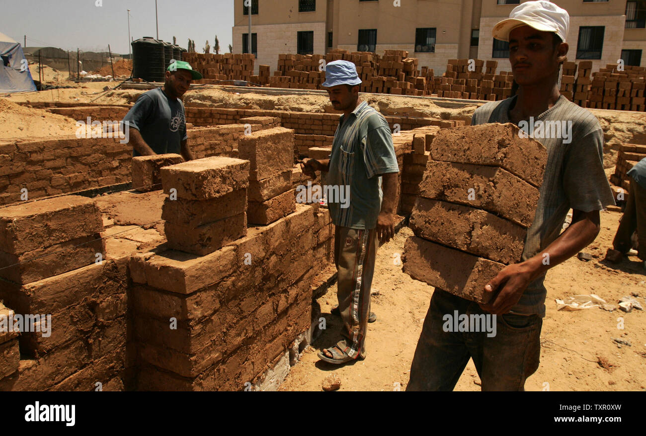 Military district reconstruction hi-res stock photography and images ...