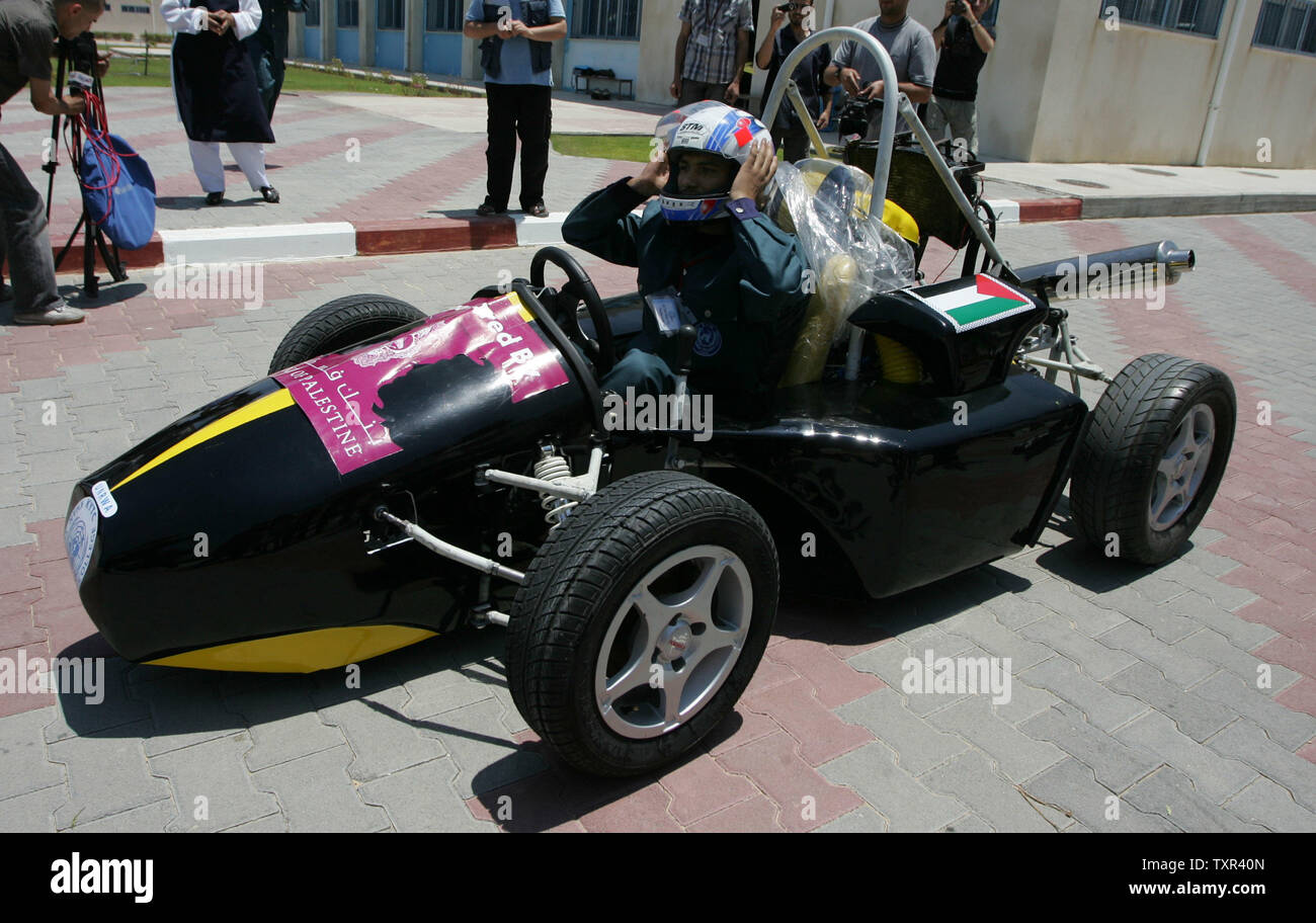 Palestinian students test their Formula 1-style racing car, made from ...