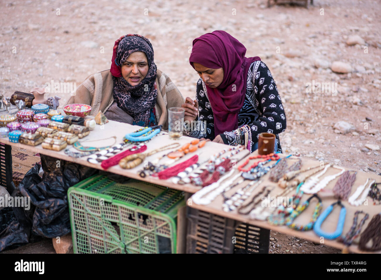 Local people in the Petra, Jordan Stock Photo - Alamy