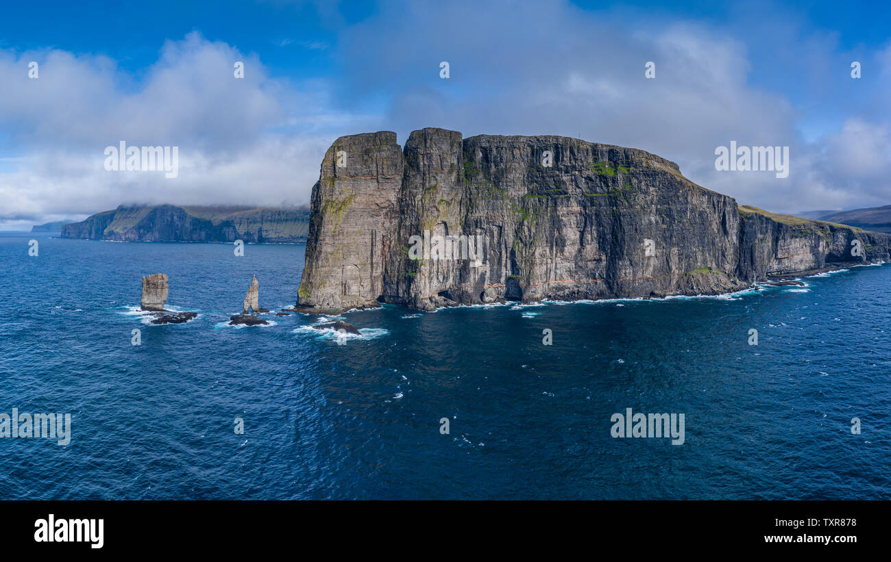 Risin og Kellingin, The Giant and the Witch, sea stacks rocks near Eidi ...