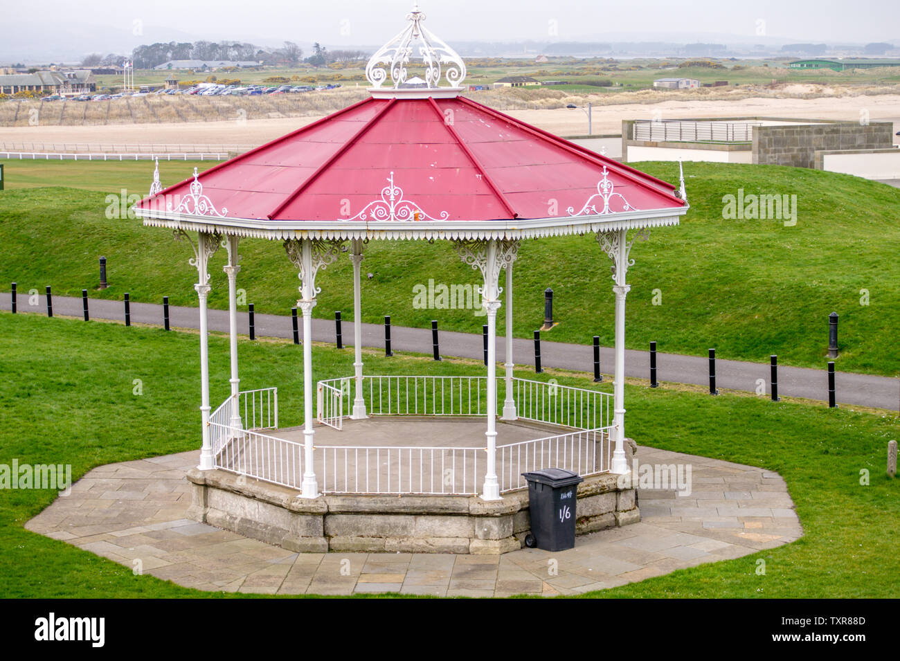 Bandstand scotland hi-res stock photography and images - Alamy