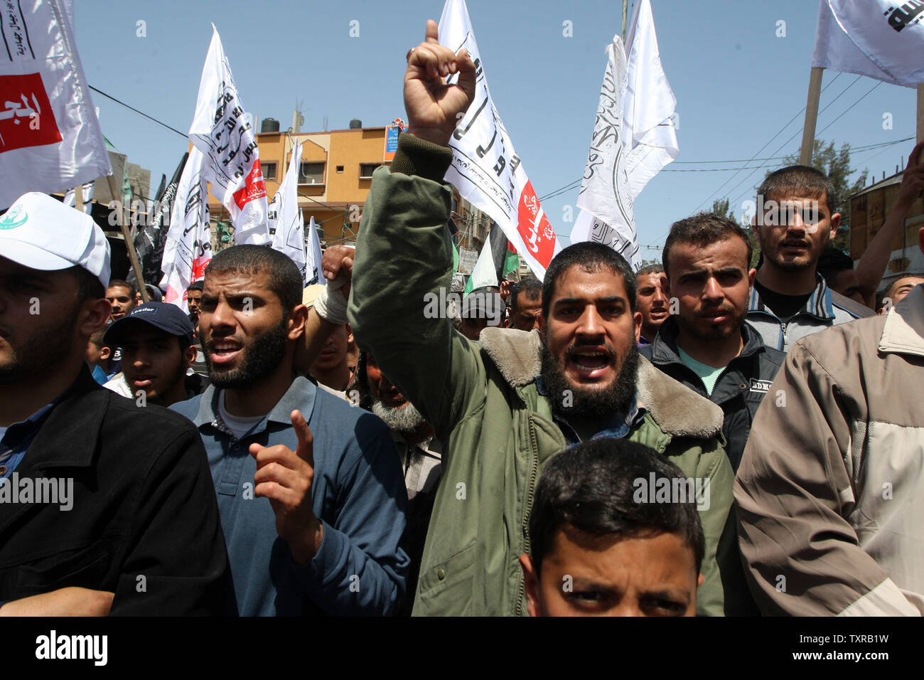 Palestinian islamic jihad movement flags hi-res stock photography and ...