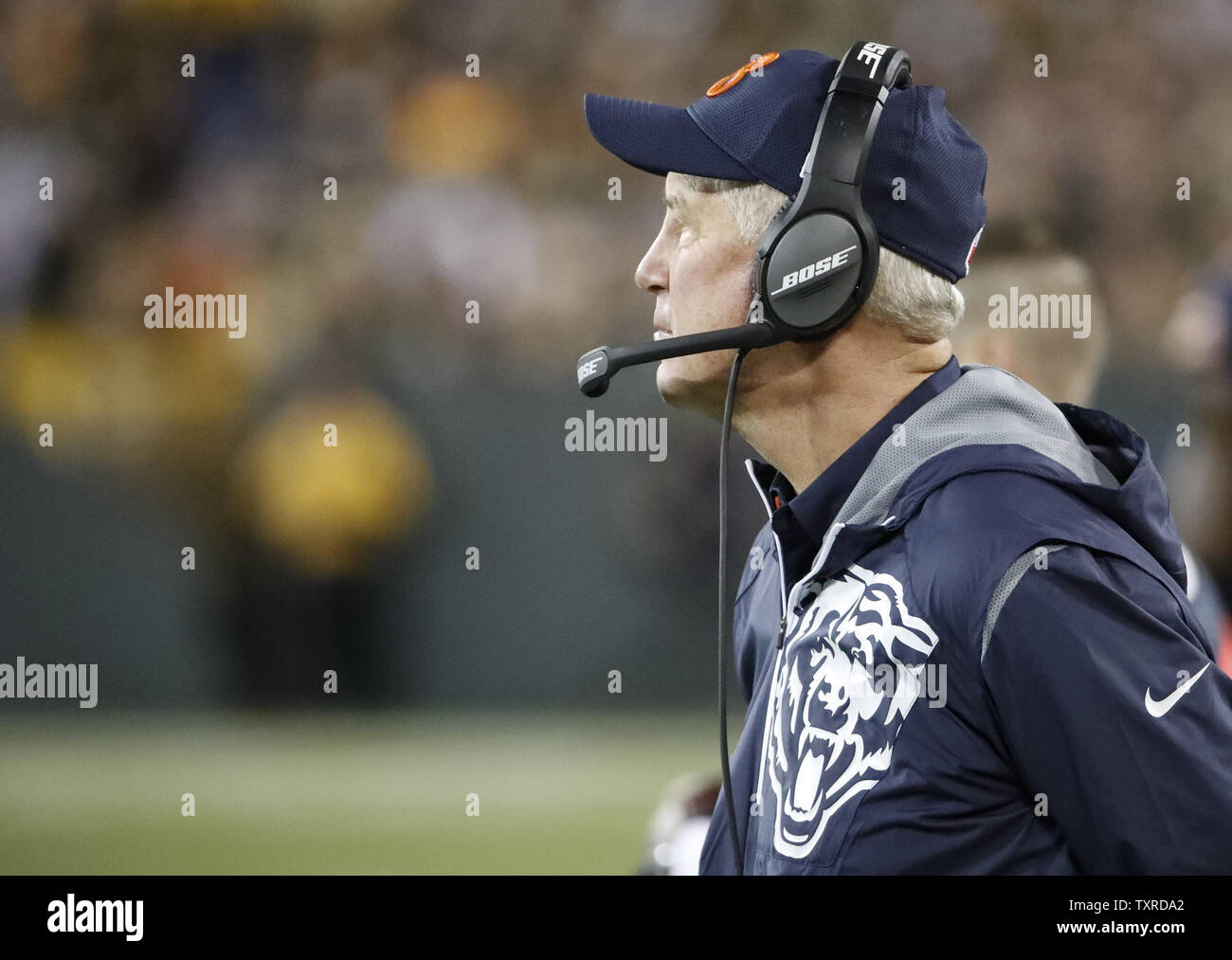 Chicago Bears head coach John Fox looks on from the sidelines during ...