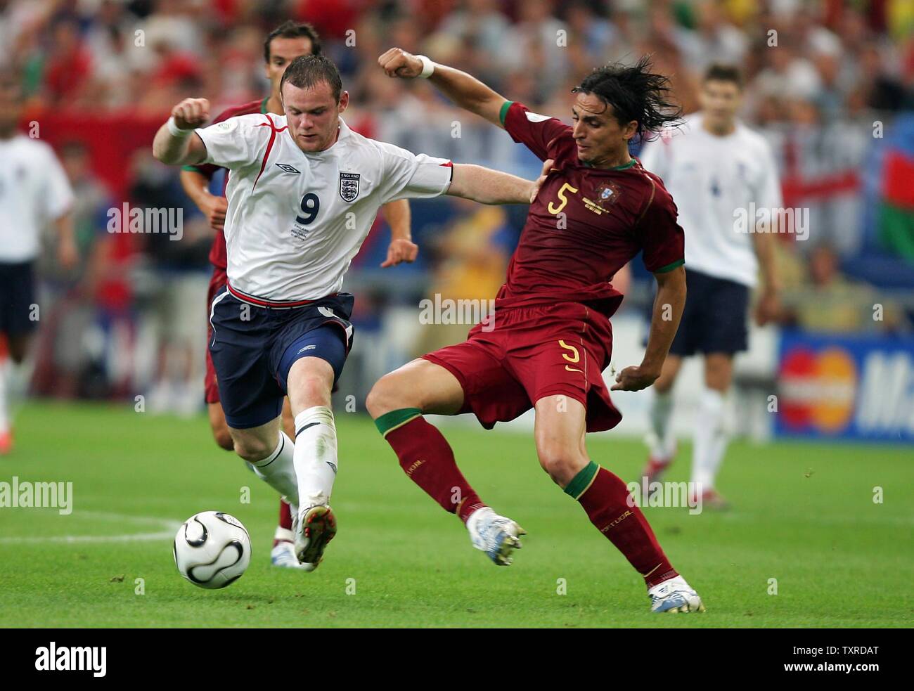 Wayne rooney 2006 world cup hi-res stock photography and images - Alamy