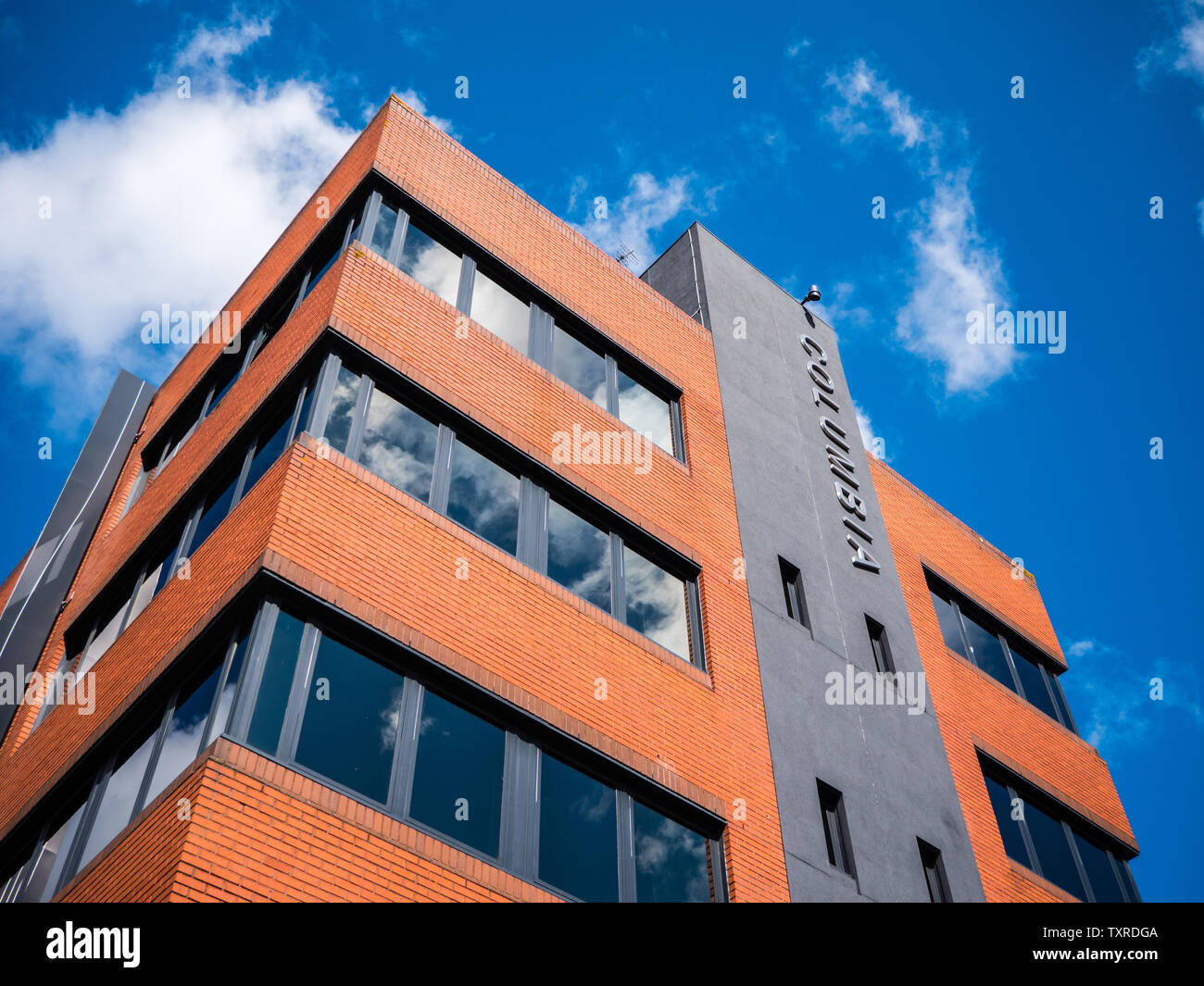 Buildings and structures in berkshire hi-res stock photography and ...