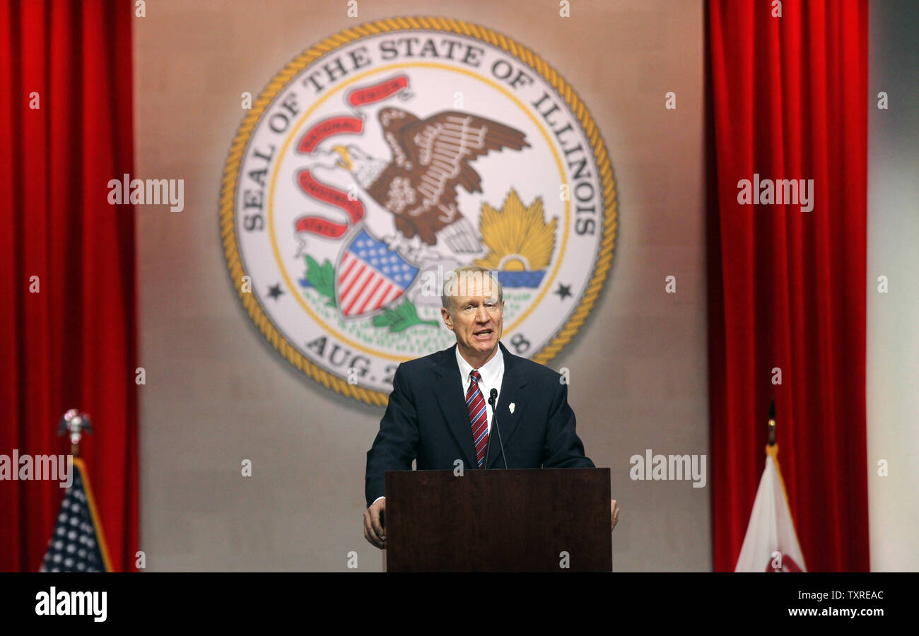 Illinois Governor Bruce Rauner delivers his remarks during ceremonies ...