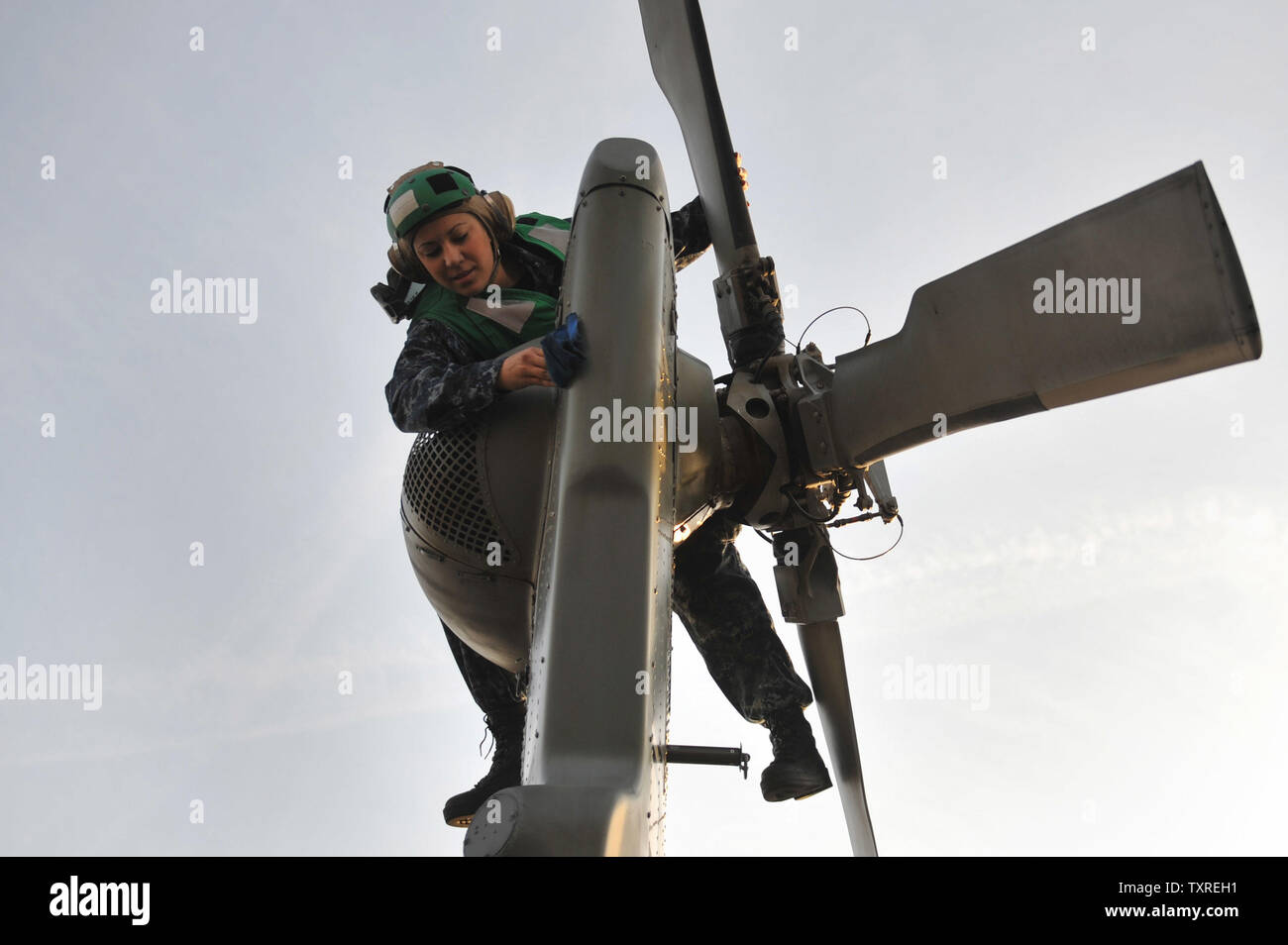 Airman apprentice hi-res stock photography and images - Alamy
