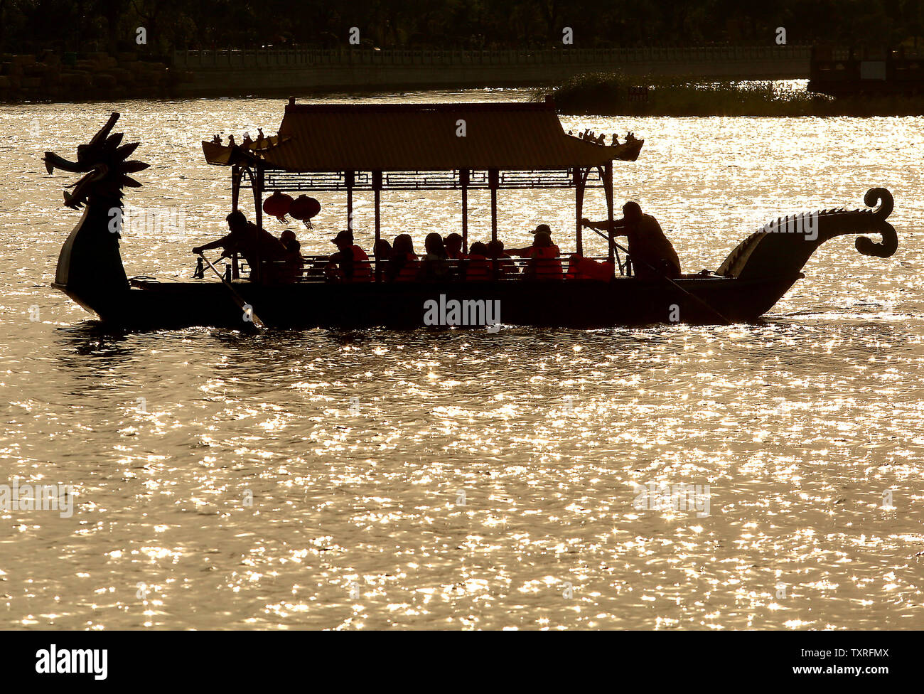 Dragon class boat hi-res stock photography and images - Alamy