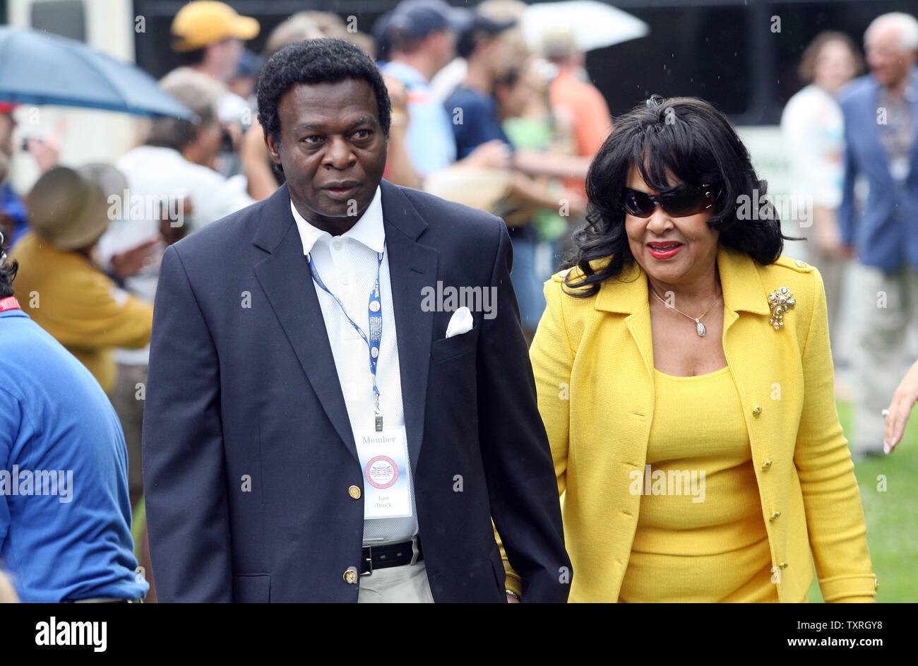 Lou brock hi-res stock photography and images - Alamy