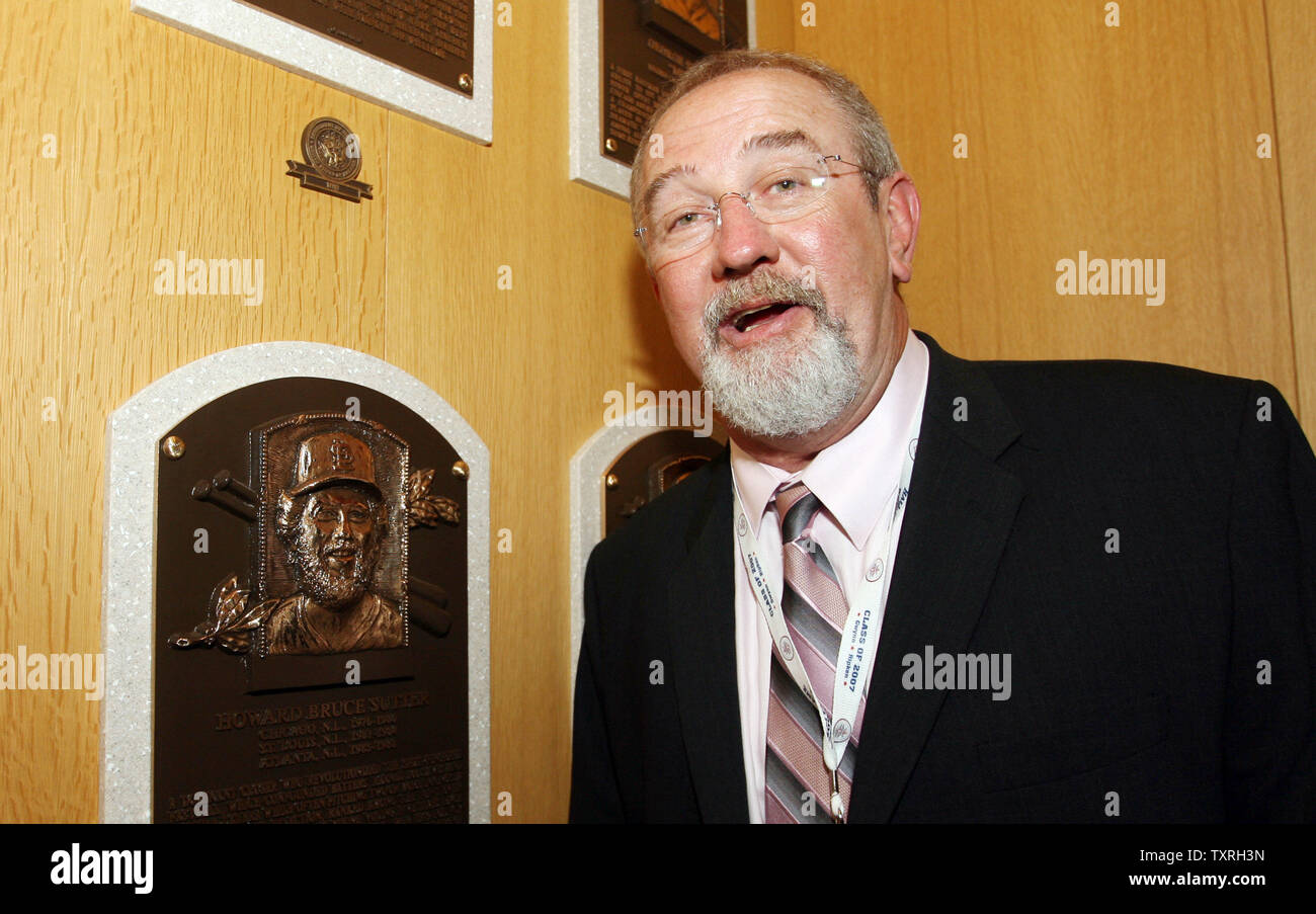 National Baseball Hall of Fame member Bruce Sutter looks at his plaque ...